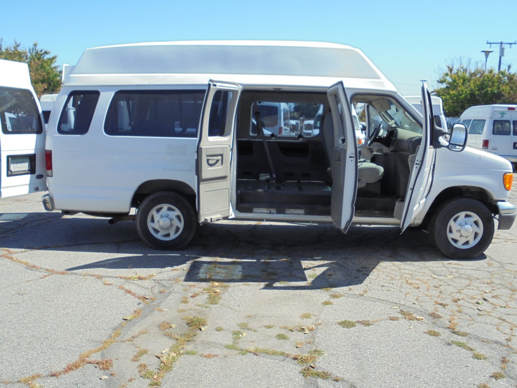 DSC03451 - ADA Wheelchair & Gurney Vans